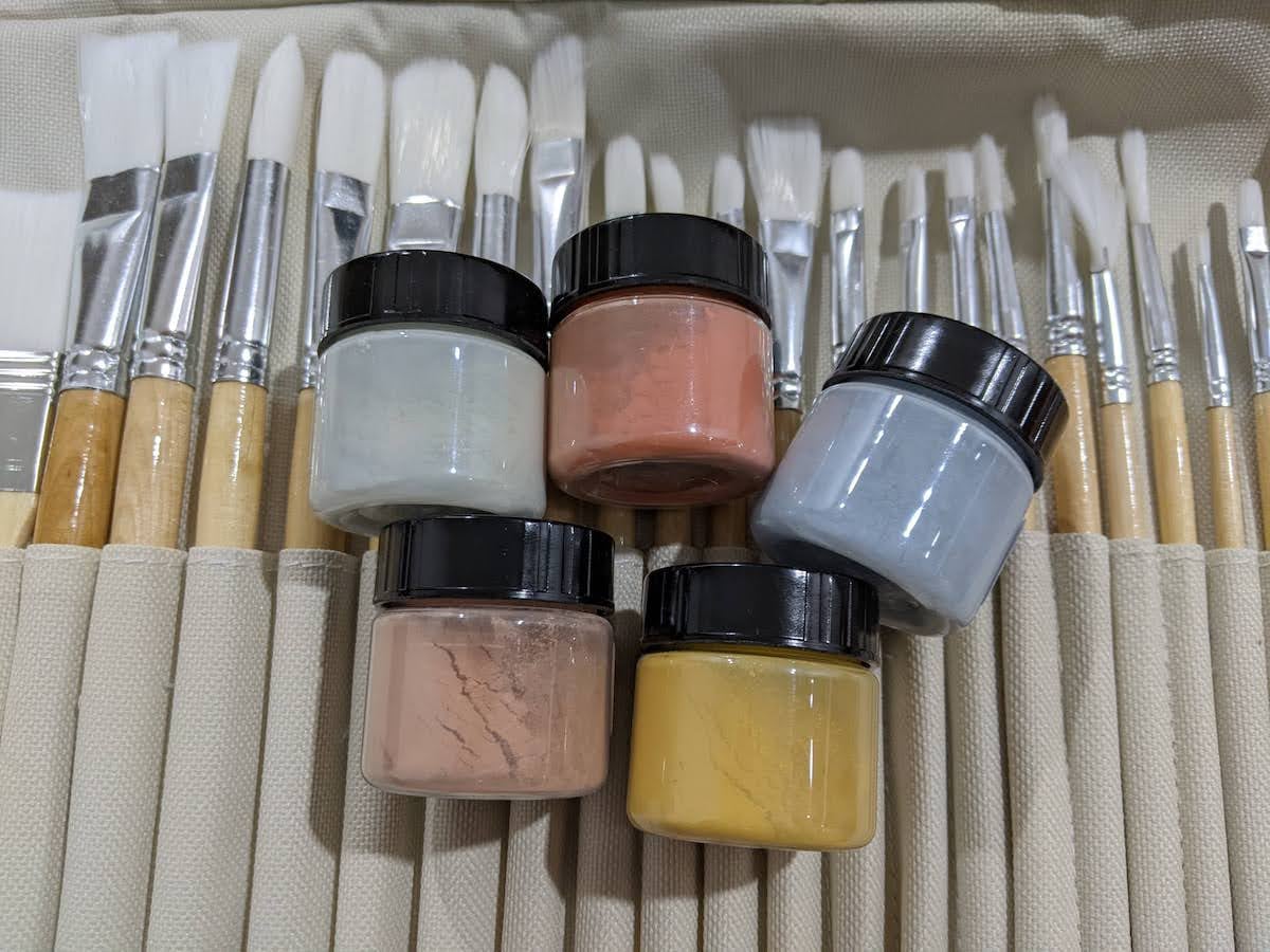 Tutorial: DIY Painting Clay Pots with Natural Paints - My Chemical-Free ...